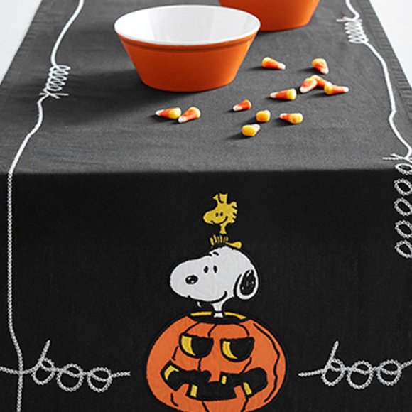 Holiday | Halloween Snoopy Peanuts Applique Table Runner 17x7 Holiday ...